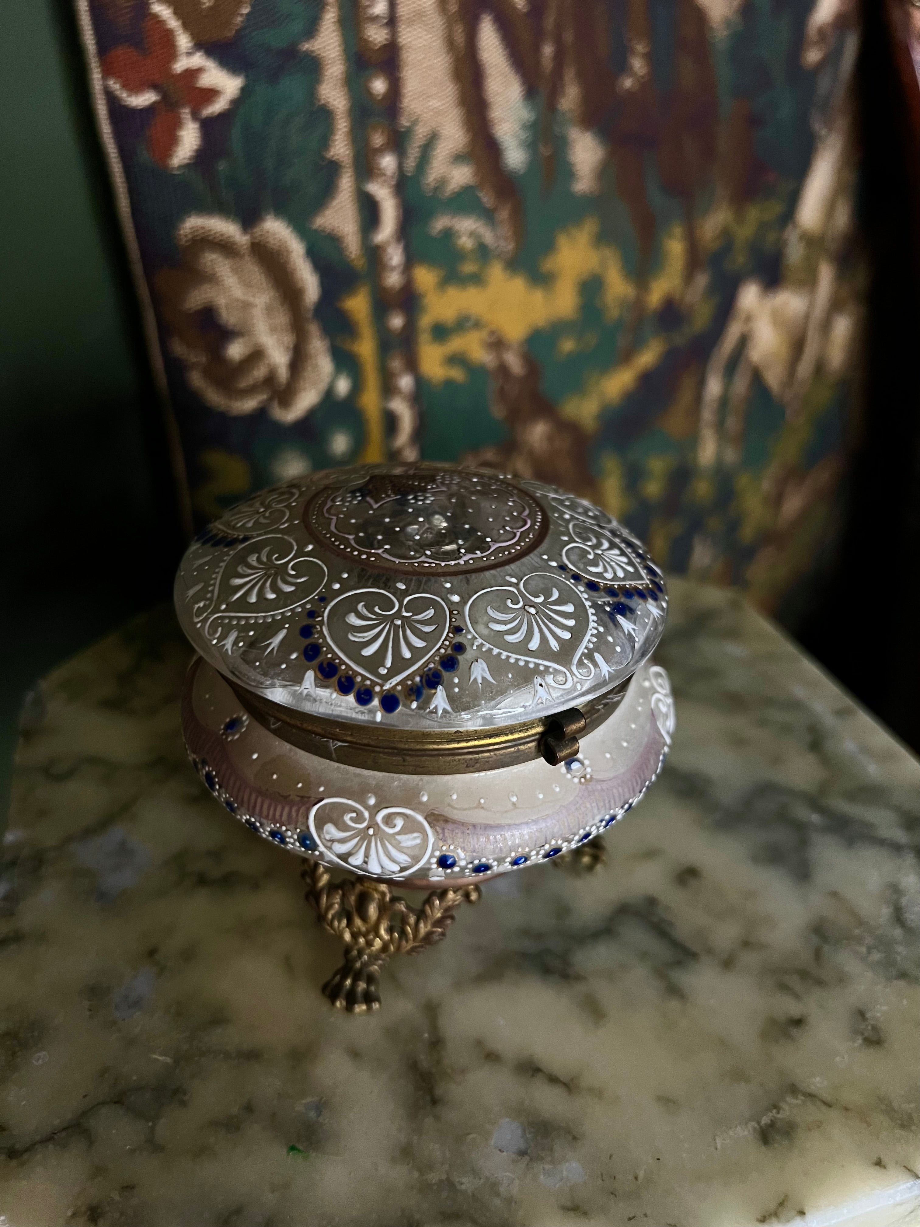 Antique Painted Powder Puff Jar – Cozy&tiques